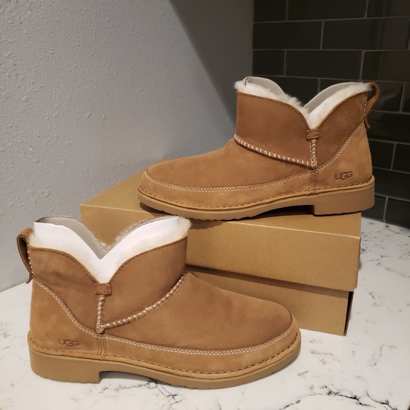 UGG | Shoes | Ugg Melrose Chesnut Boots | Poshmark